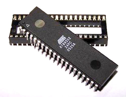40 Pin IC Base | 40Pin ic Socket DIP Package with 89s52 Chip 8051 Microcontroller